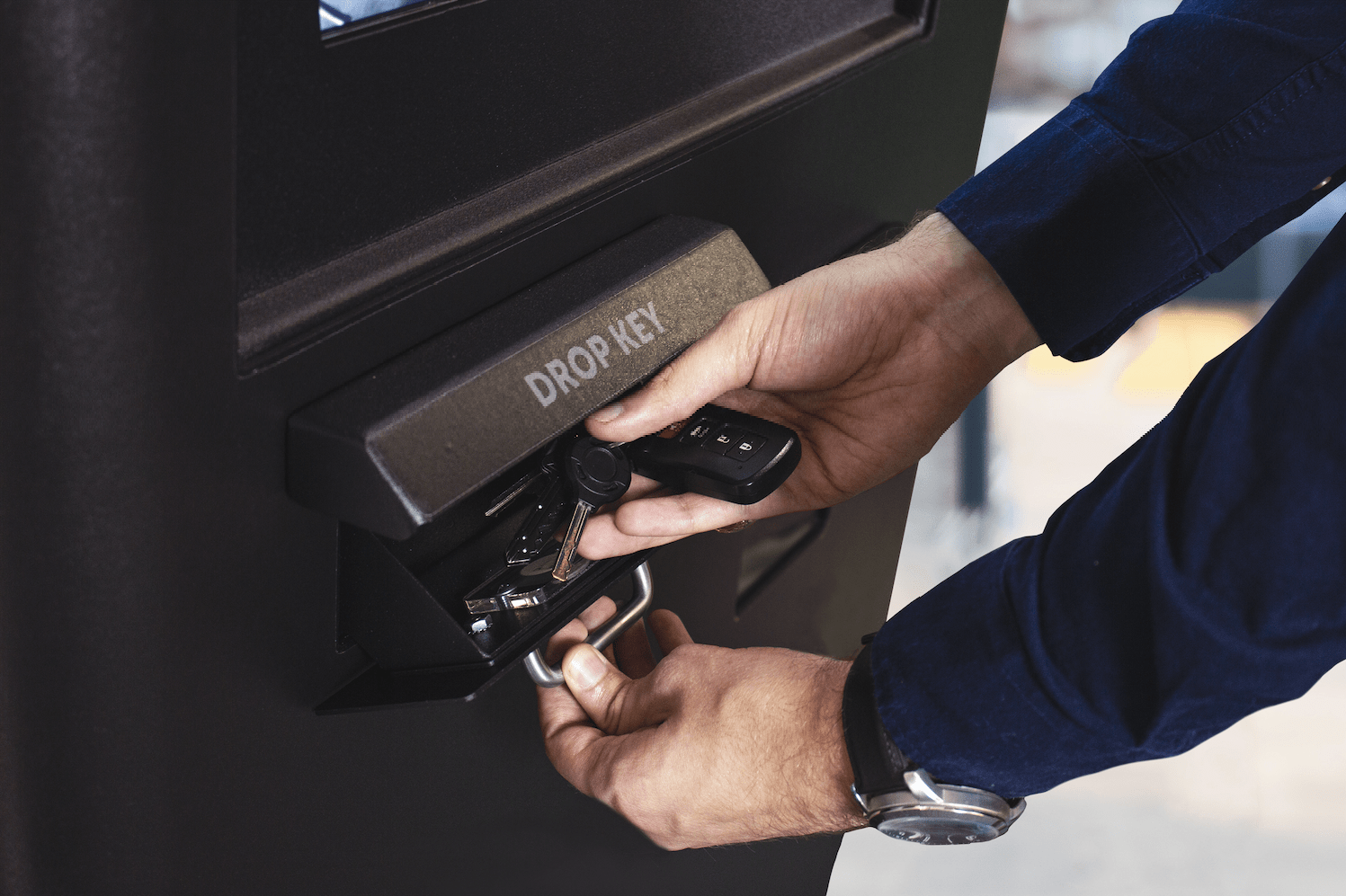 Round-the-Clock Kiosk Boosts Customer Satisfaction